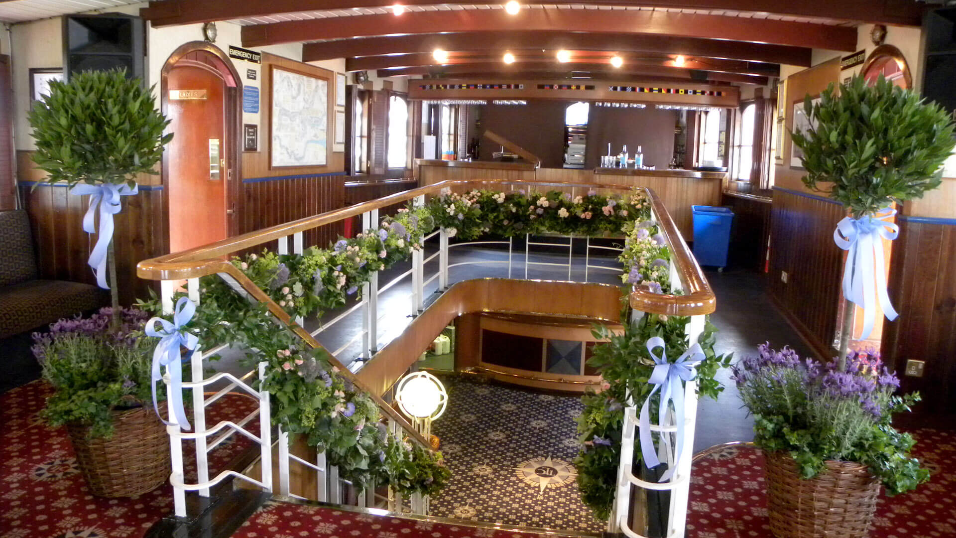 Elizabethan - Paddle Steamer | Fleet | Thames Luxury Charters